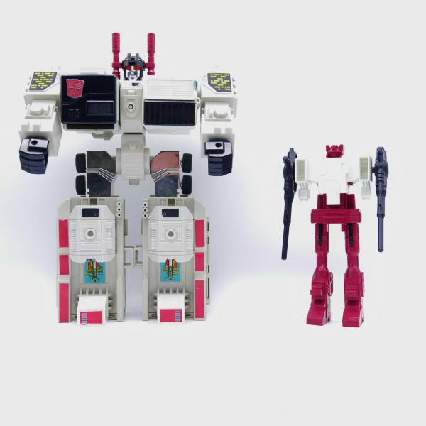 Transformers - Autobot G1 - Metroplex takara - robot vintage en loose ...